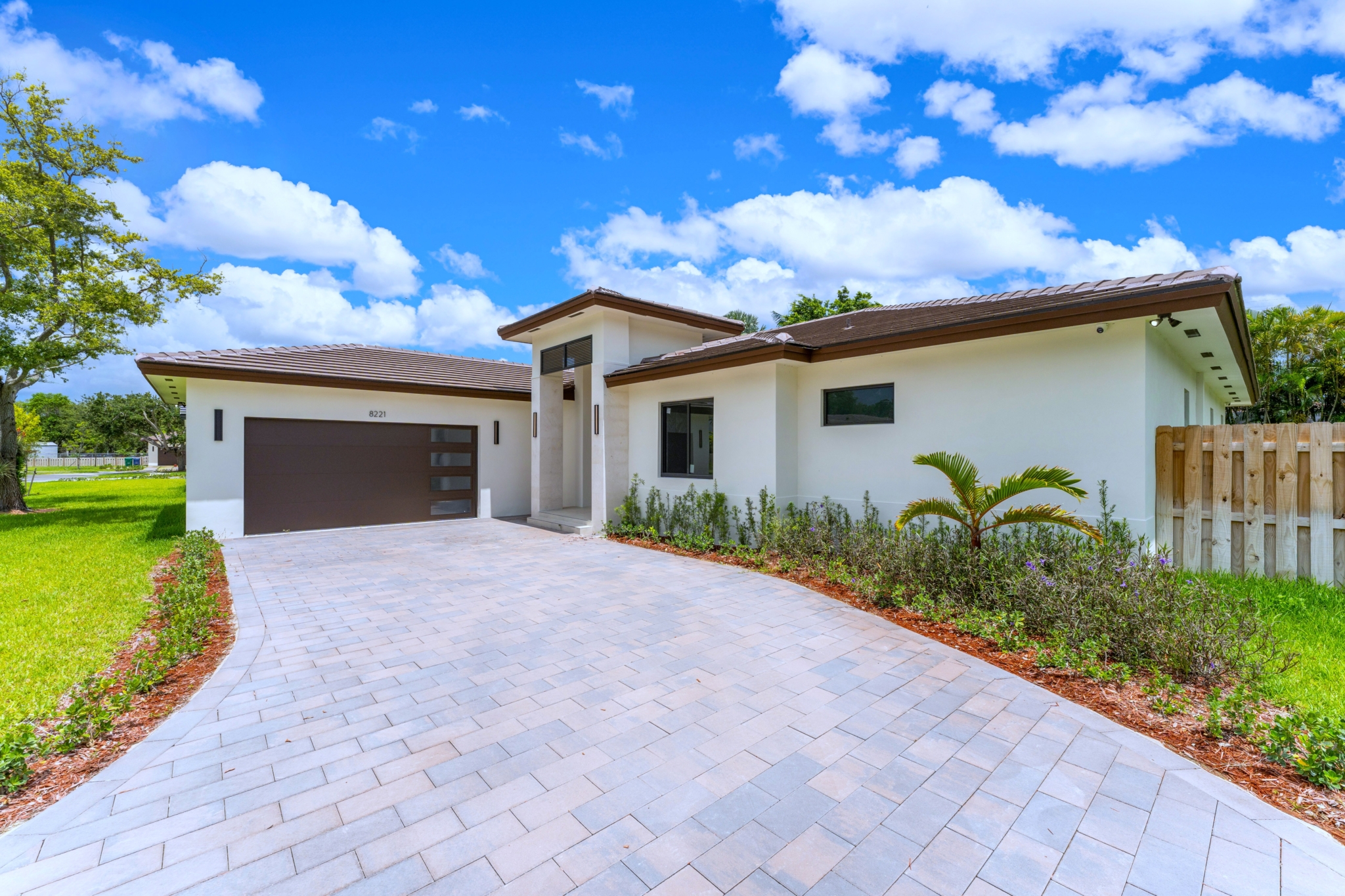Homepage - Old Cutler Homes By LUXE Properties